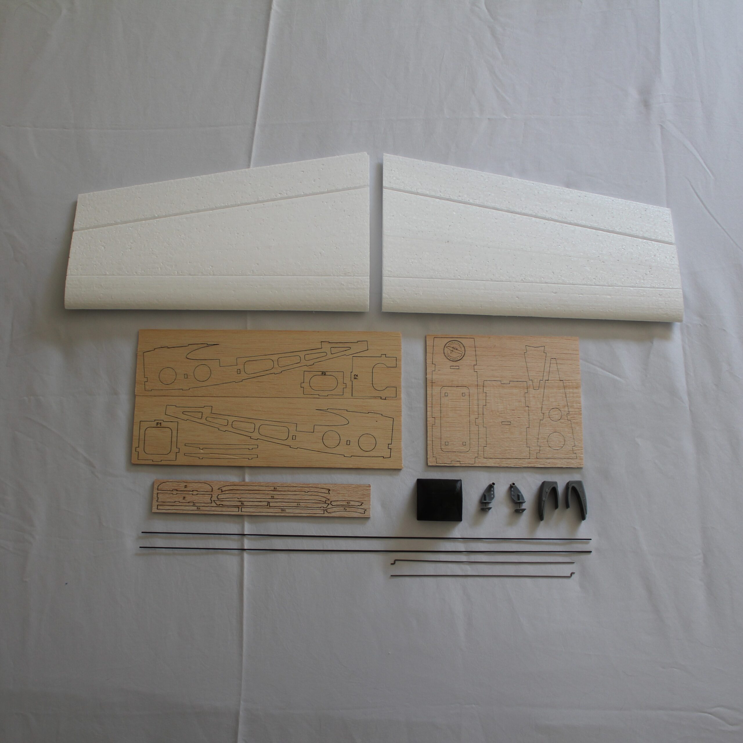 Mini Sandpiper Airplane Kit | Kwadyote